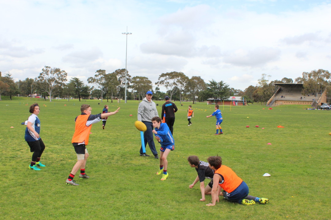 How Can I Use Grids at Footy Training? - Vida Footy